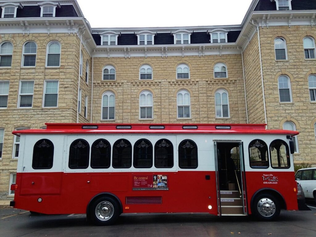 31 Best & Fun Things To Do In Naperville, IL (2025) - Chief Tourist