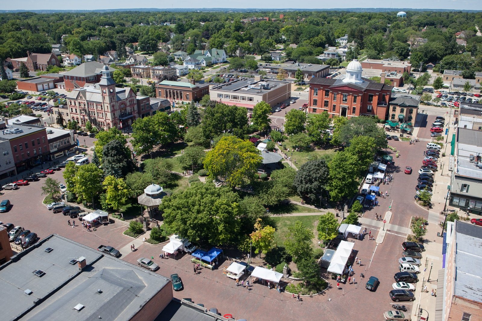 20 Best & Fun Things To Do In Woodstock, IL (2026) - Chief Tourist