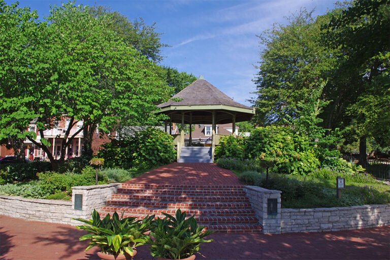 29 Best & Fun Things To Do In St. Charles, MO (2025) - Chief Tourist